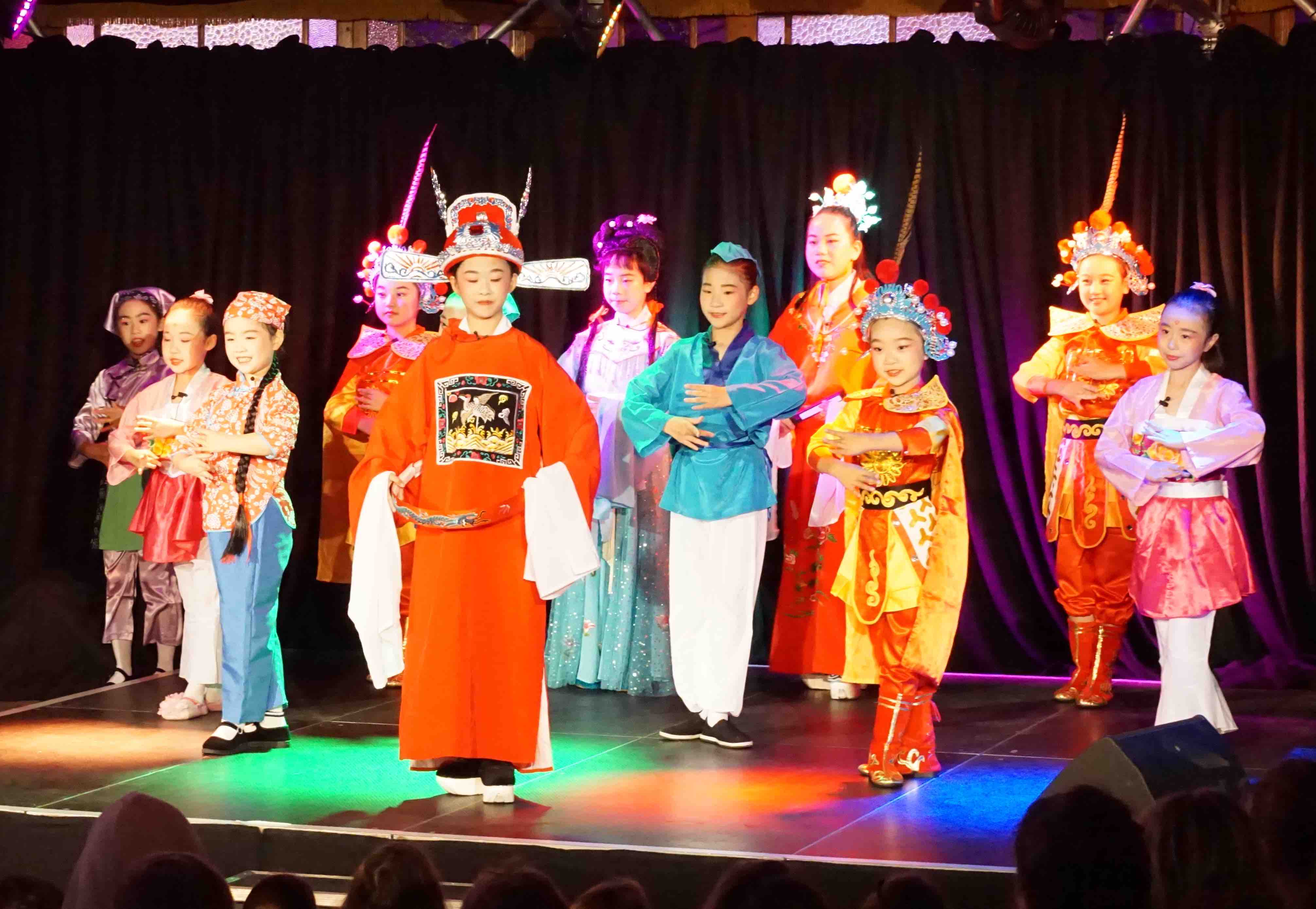 6 Chinesische Oper - Angewandte Theaterforschung